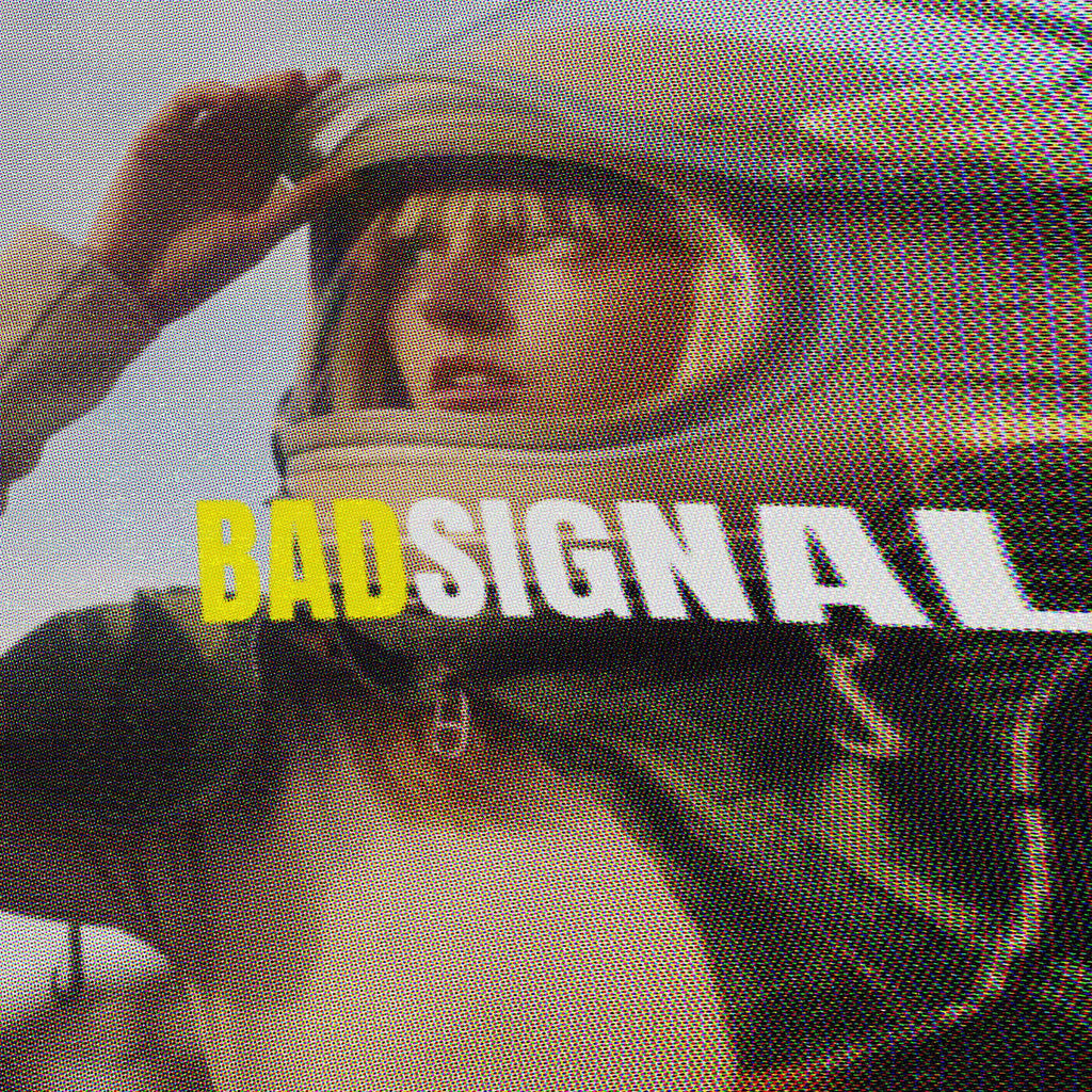 Bad Signal Photo Effect by Pixelbuddha